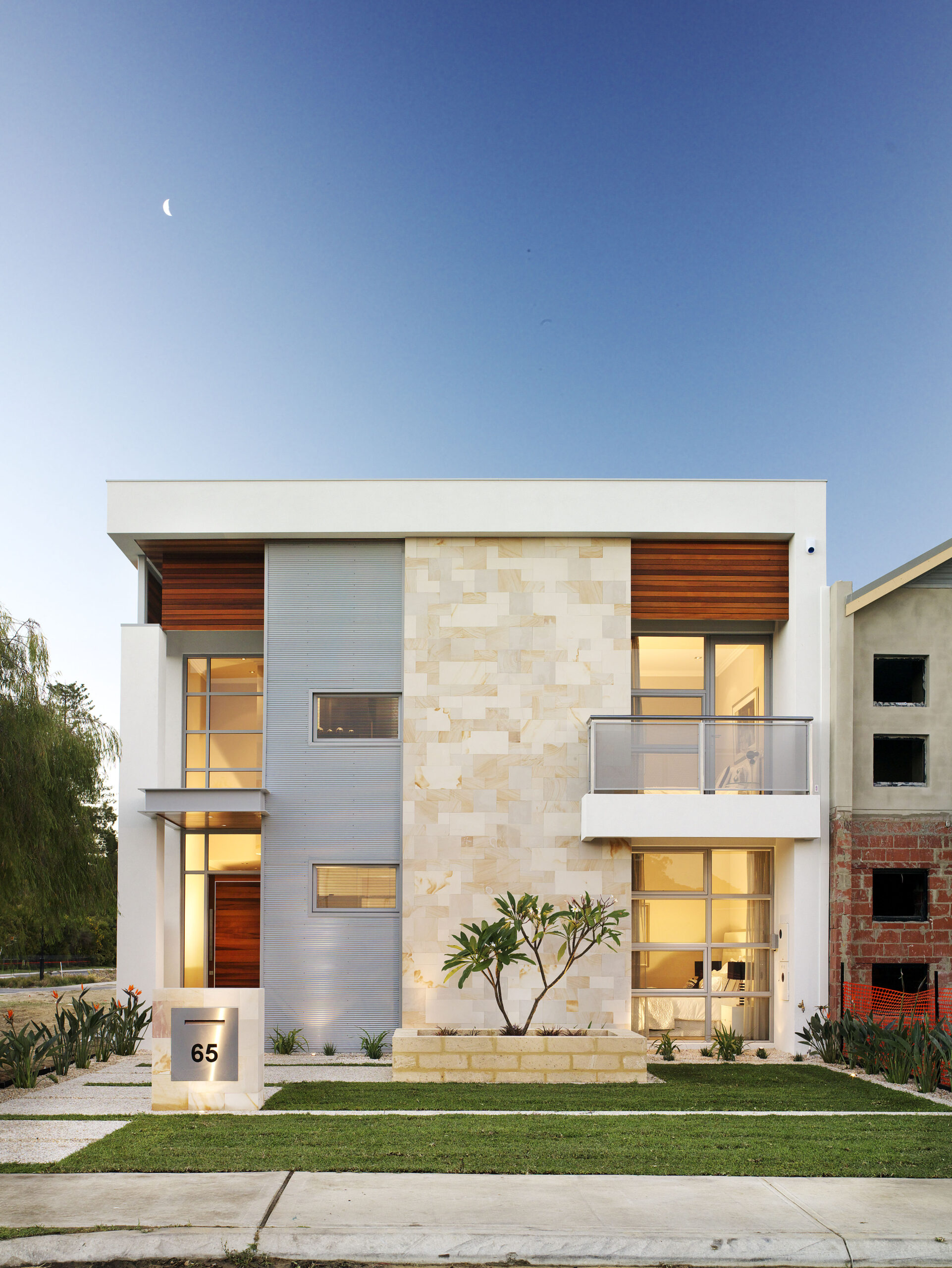 Narrow-lot design for time travellers | Oswald Homes